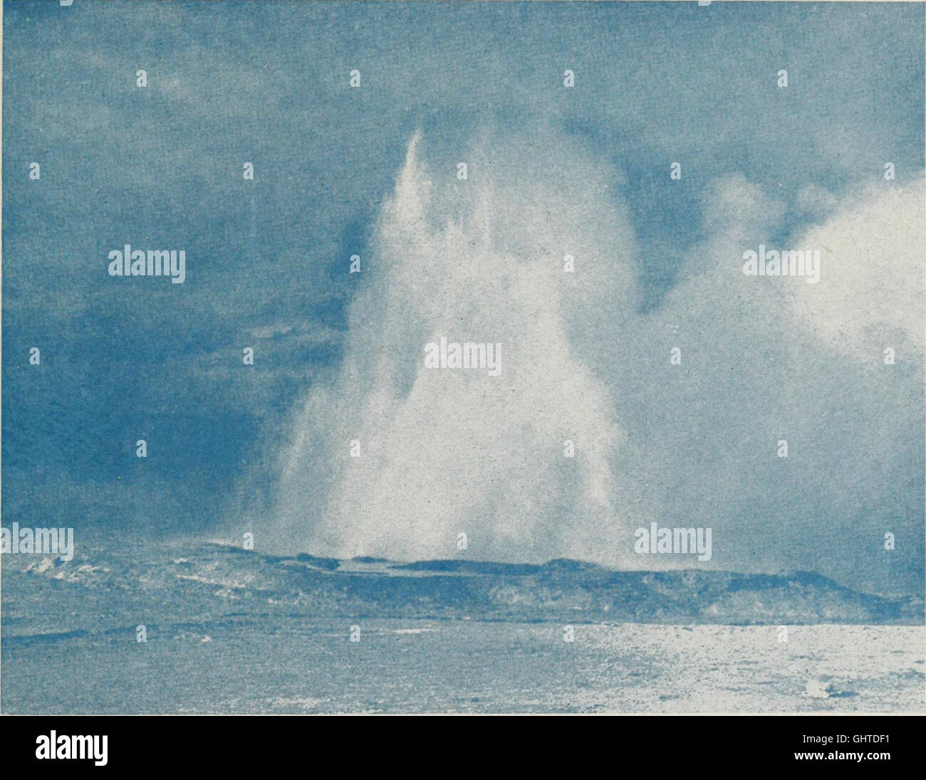 A 1922 publication featuring souvenir views of Yellowstone National ...