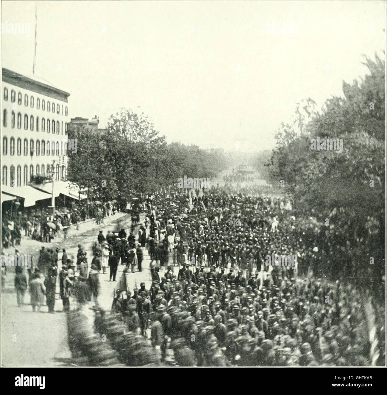 A 1911 work presenting thousands of Civil War photographs taken between ...