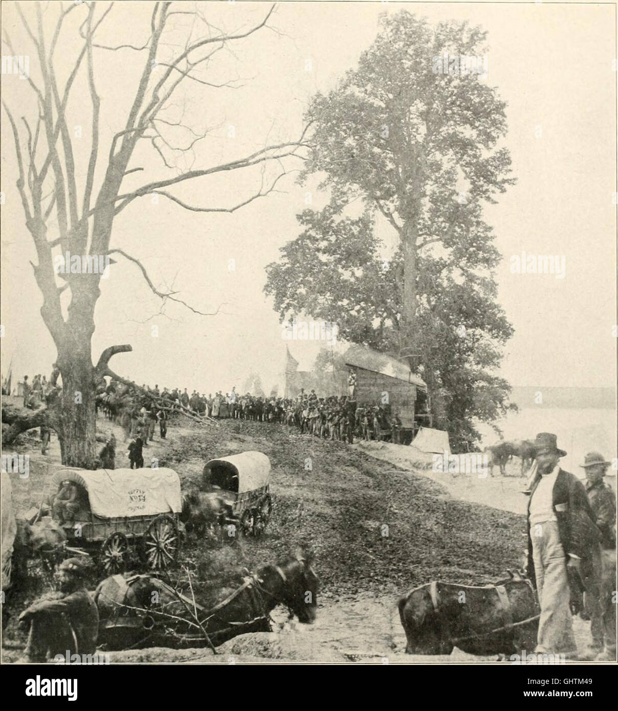 This collection of Civil War photographs from 1861 to 1865 presents ...