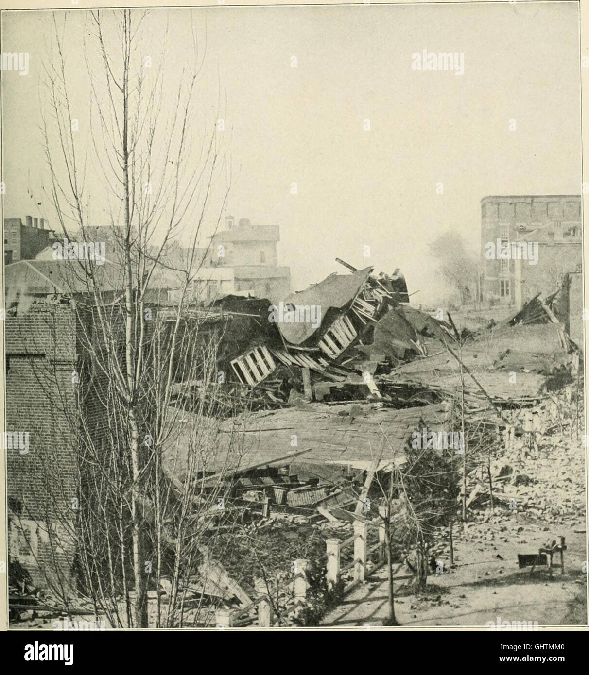 A 1911 publication showcasing thousands of photographs from the ...