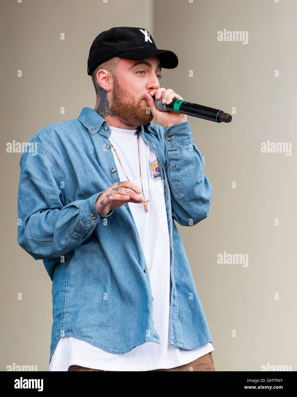 Chicago, Illinois, USA. 29th July, 2016. Rapper MAC MILLER performs ...
