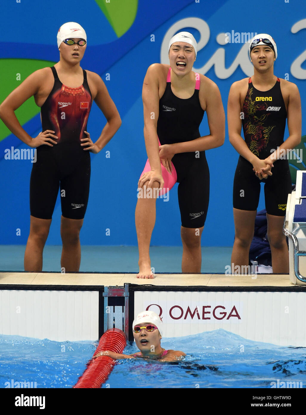 Rio De Janeiro, Brazil. 10th Aug, 2016. Swimmers of China react during ...