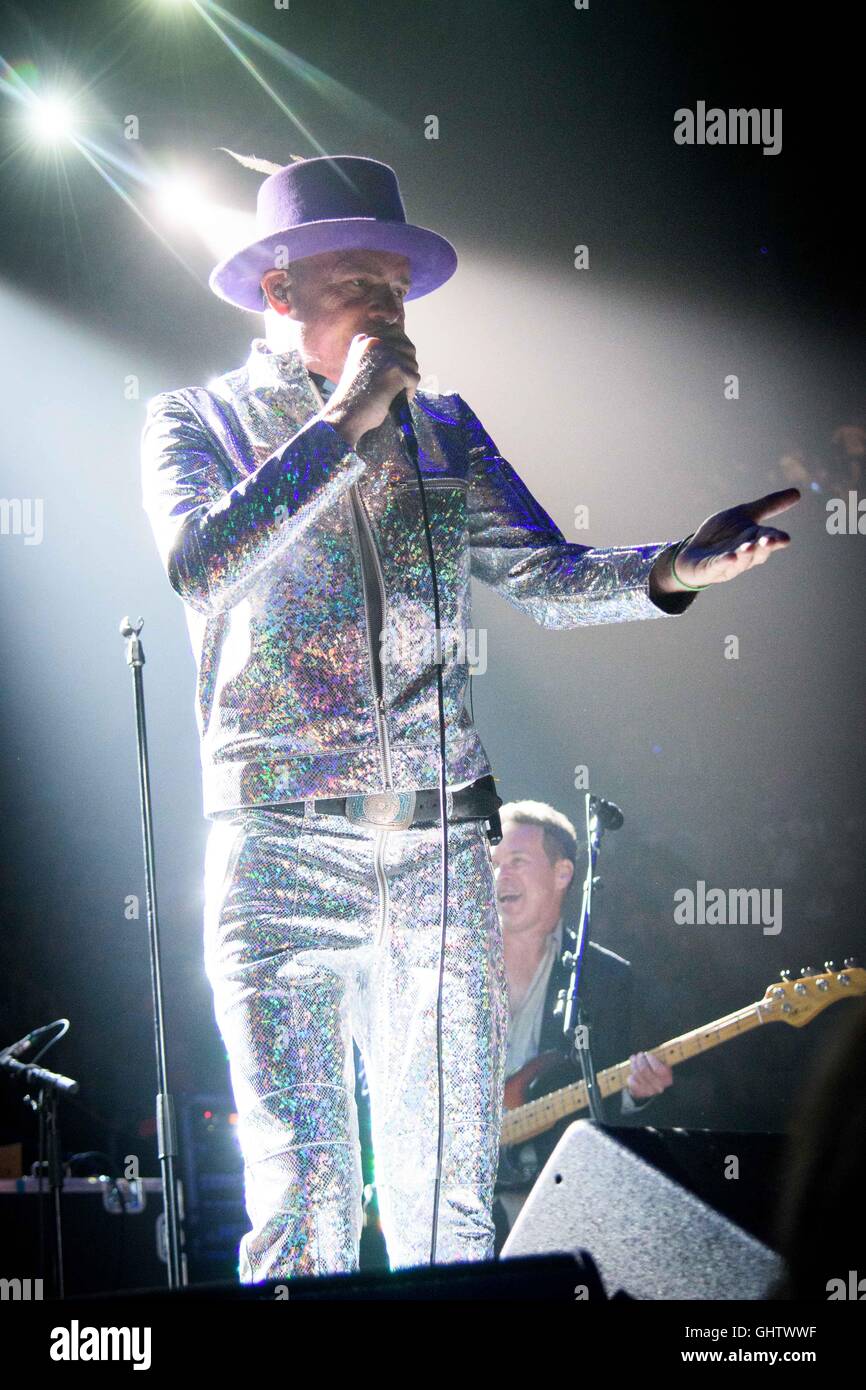 Toronto, Ontario, Canada. 10th Aug, 2016. Legendary Canadian rock band ...