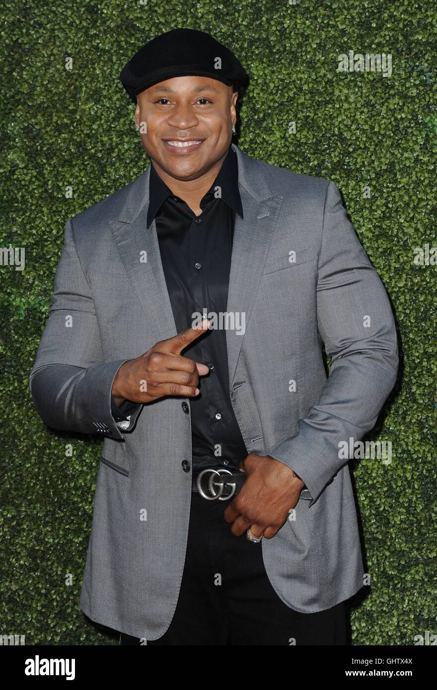 Los Angeles, CA, USA. 10th Aug, 2016. LL Cool J at arrivals for CBS CW ...