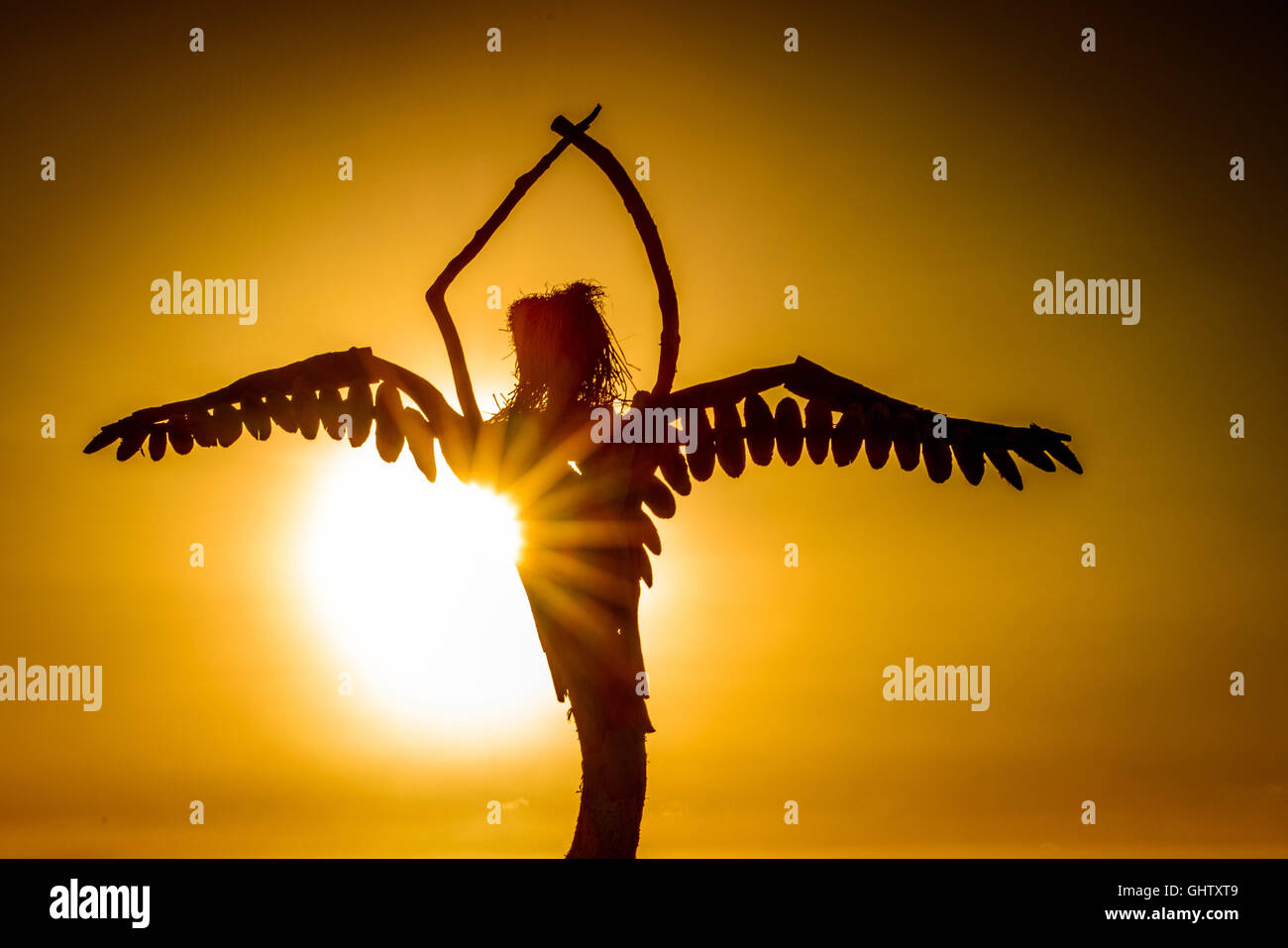 Sand angel sculpture hi-res stock photography and images - Alamy