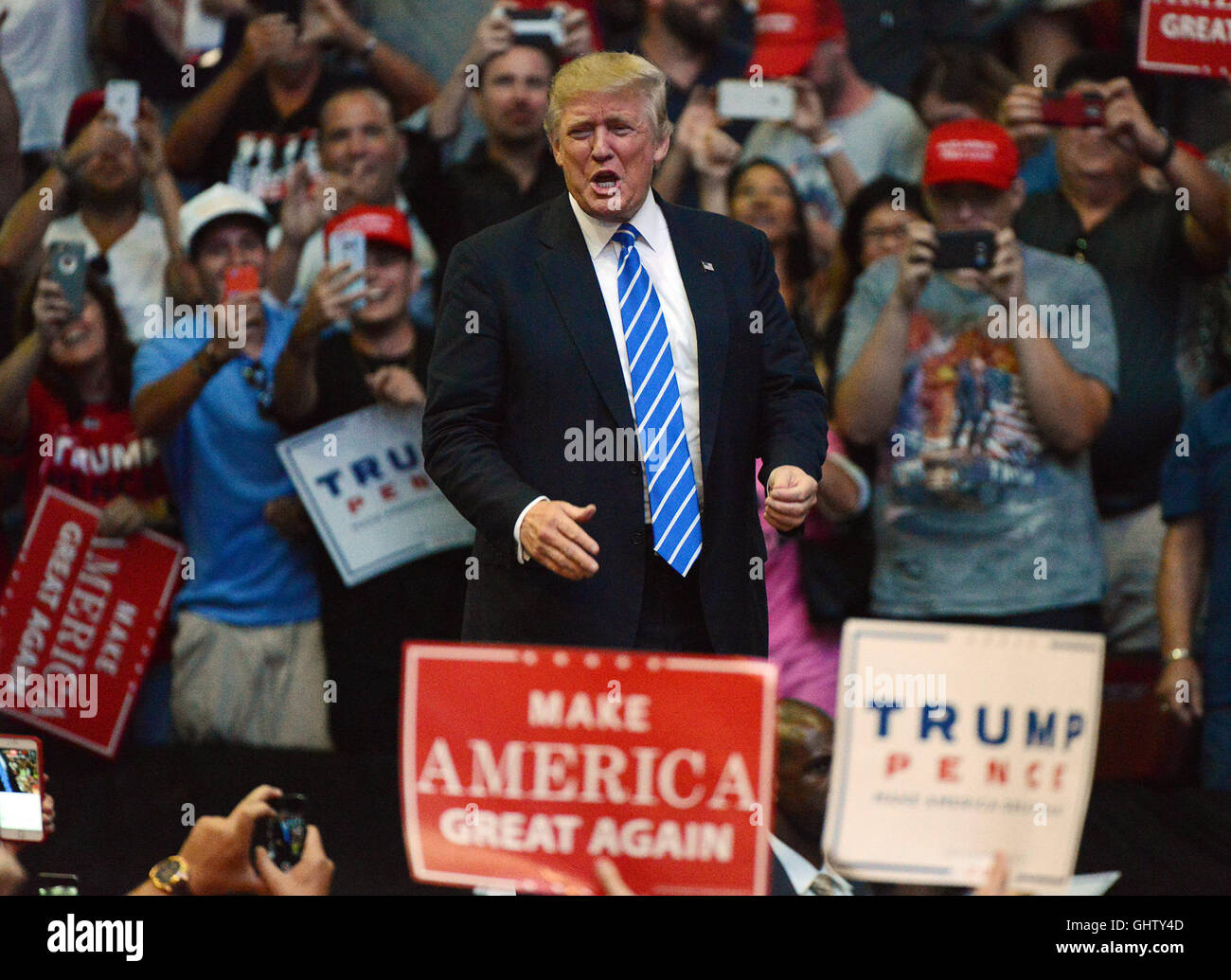 Sunrise, FL, USA. 10th Aug, 2016. Republican presidential nominee ...