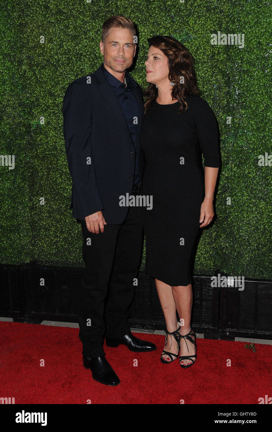Los Angeles, California, USA. 10th August, 2016. Rob Lowe, Marcia Gay ...