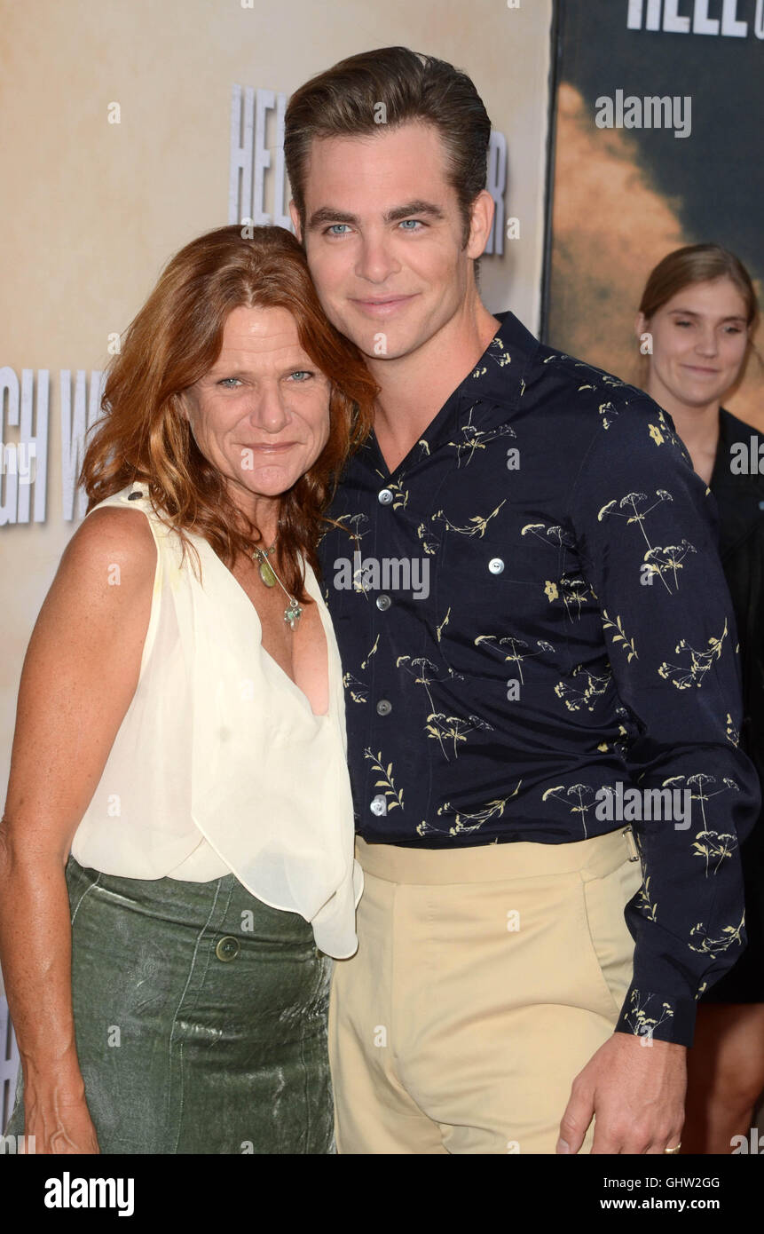 Hollywood, USA. 11th August, 2016. Dale Dickey, Chris Pine at the "Hell ...