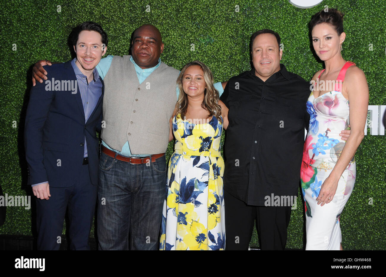 Ryan cartwright erinn hayes hi-res stock photography and images - Alamy