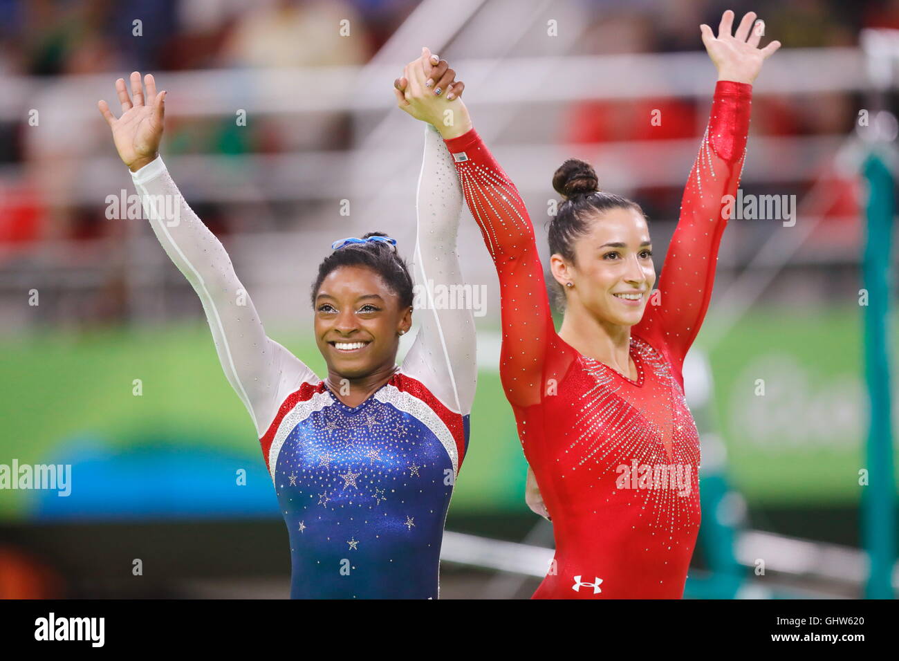 Simone biles rio floor exercise hi-res stock photography and images - Alamy