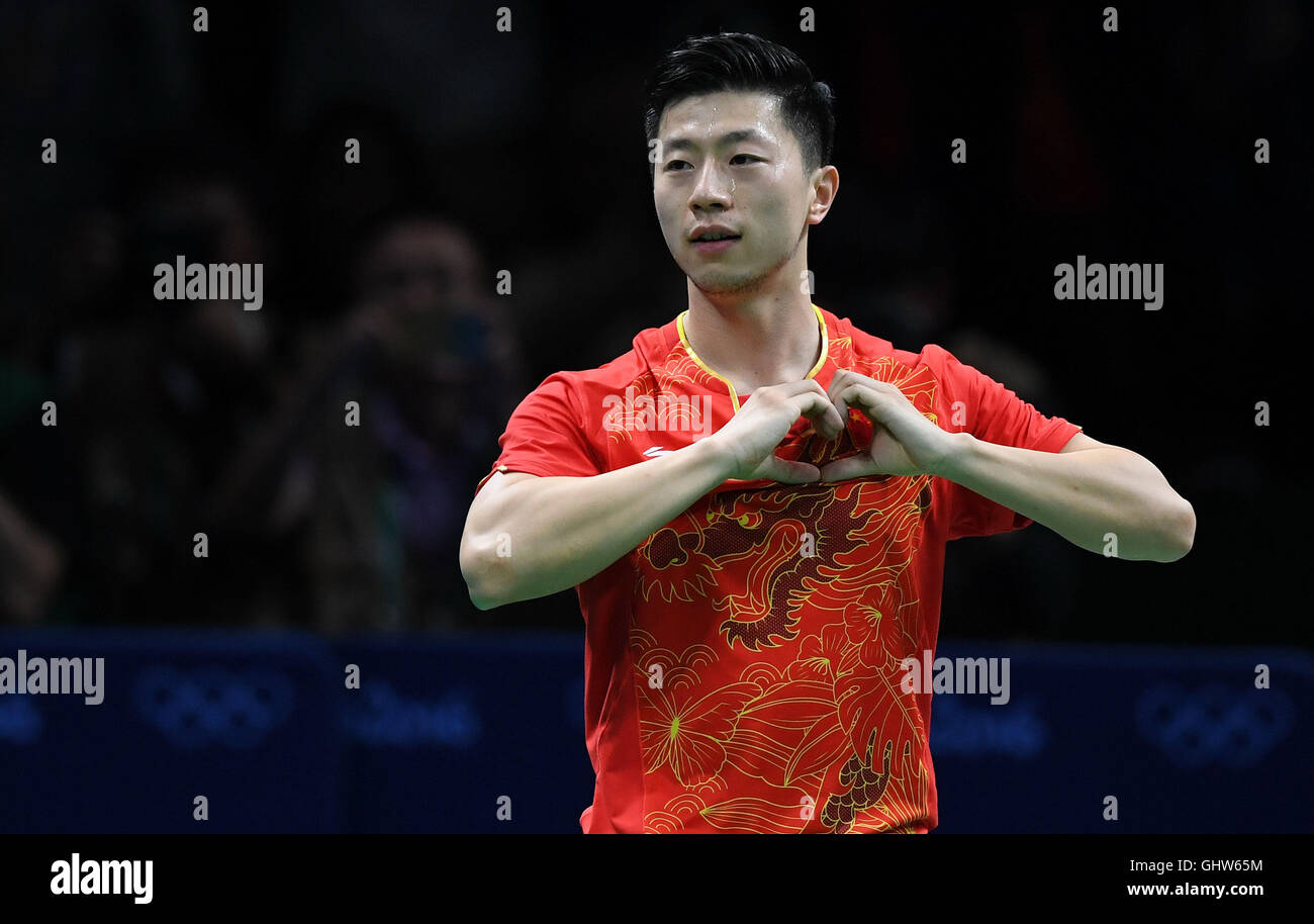Zhang jike china celebrates after hi-res stock photography and images ...