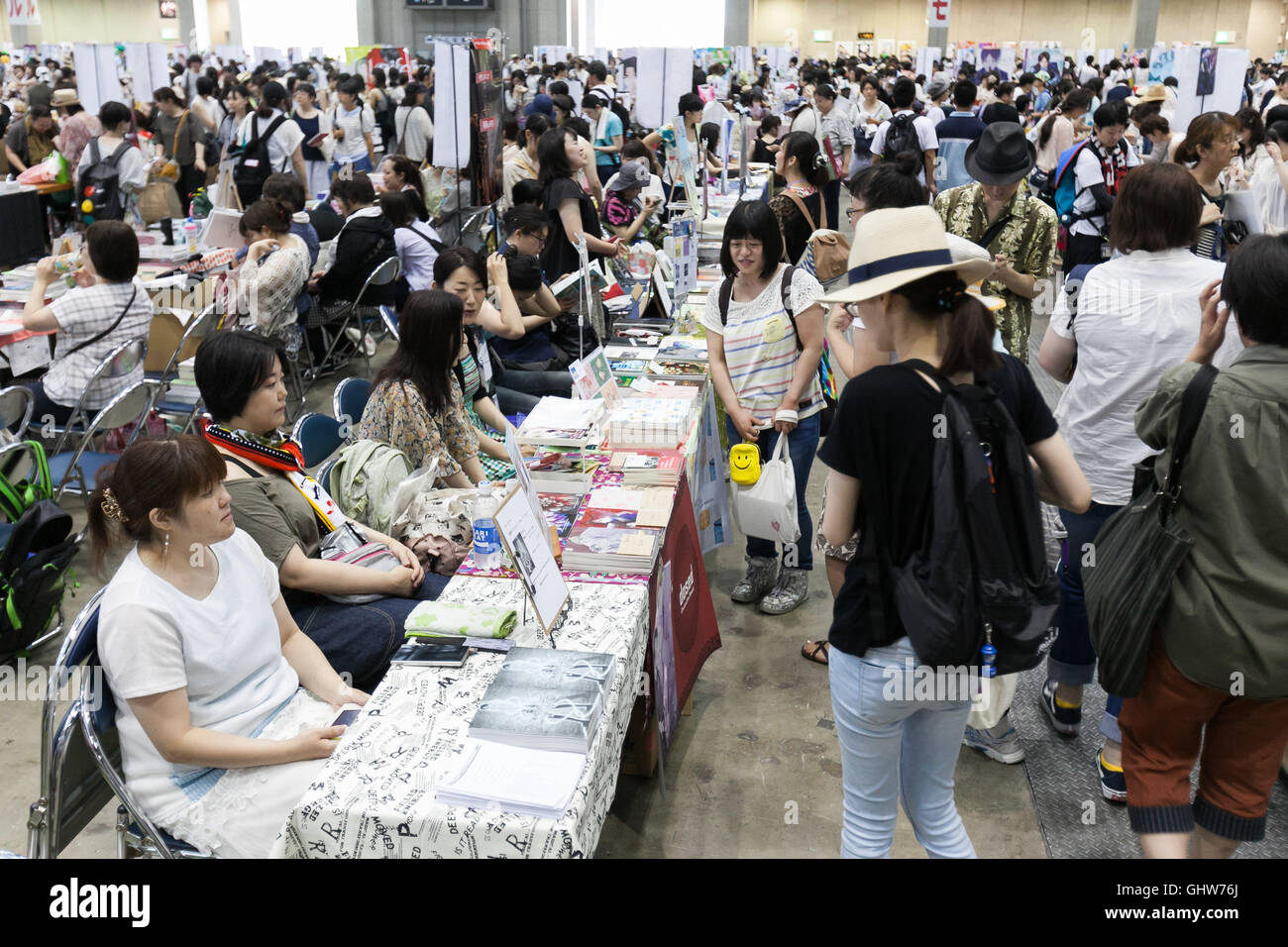 Tokyo, Japan. 12th August, 2016. Visitors gather at the Comic Market 90 ...