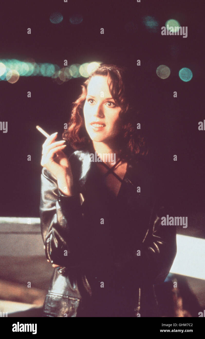 Malicious molly ringwald hi-res stock photography and images - Alamy