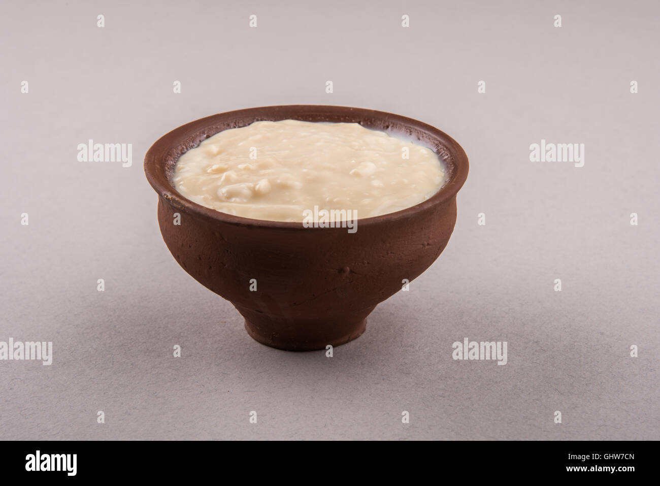 Mishti Doi or Mishti Dahi or Mitha Dahi translate as sweet dahi or ...