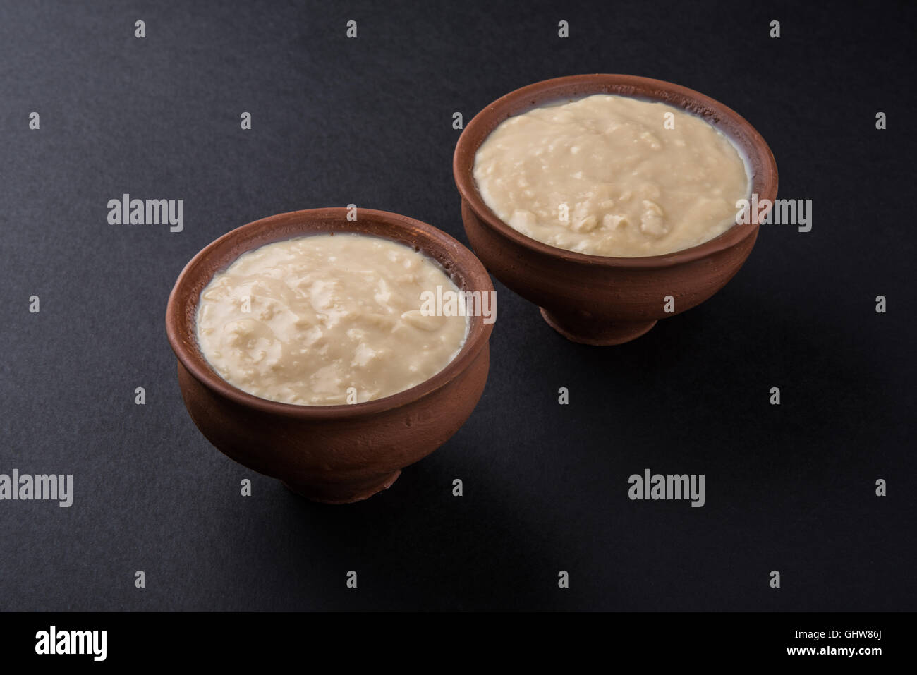 Mishti Doi or Mishti Dahi or Mitha Dahi translate as sweet dahi or ...