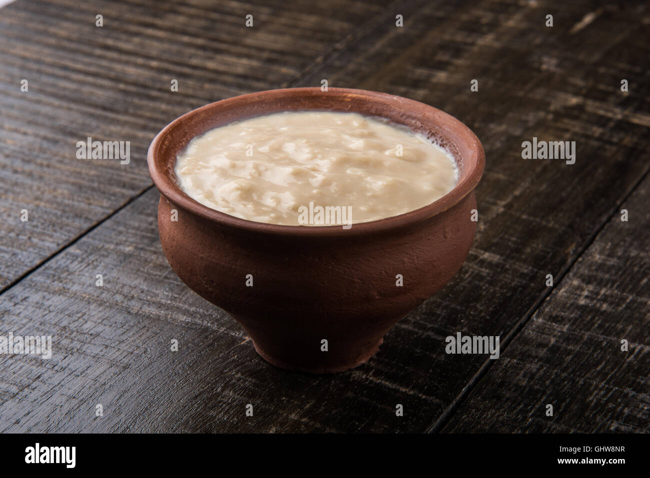 Mishti Doi or Mishti Dahi or Mitha Dahi translate as sweet dahi or ...