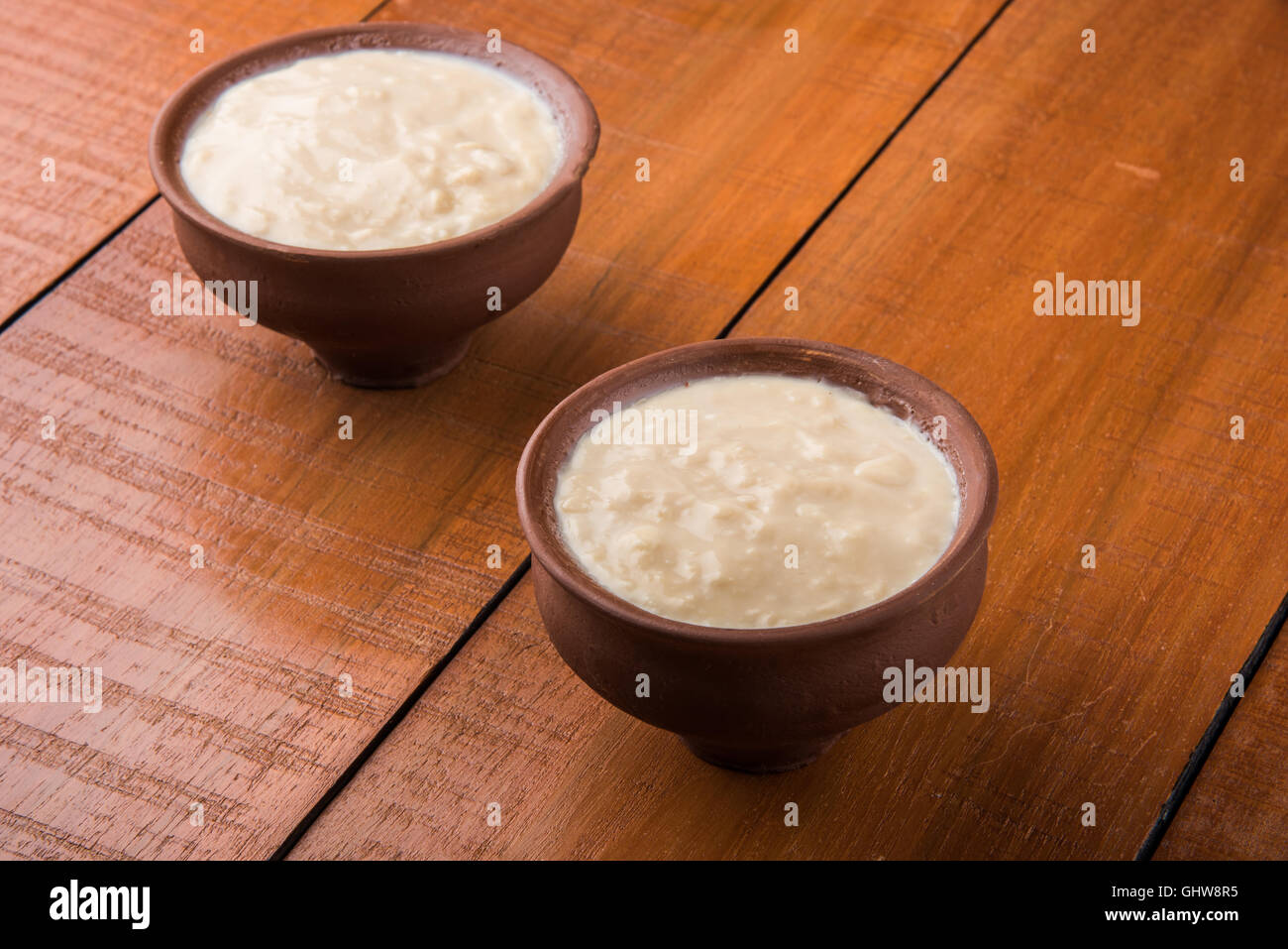 Mishti Doi or Mishti Dahi or Mitha Dahi translate as sweet dahi or ...
