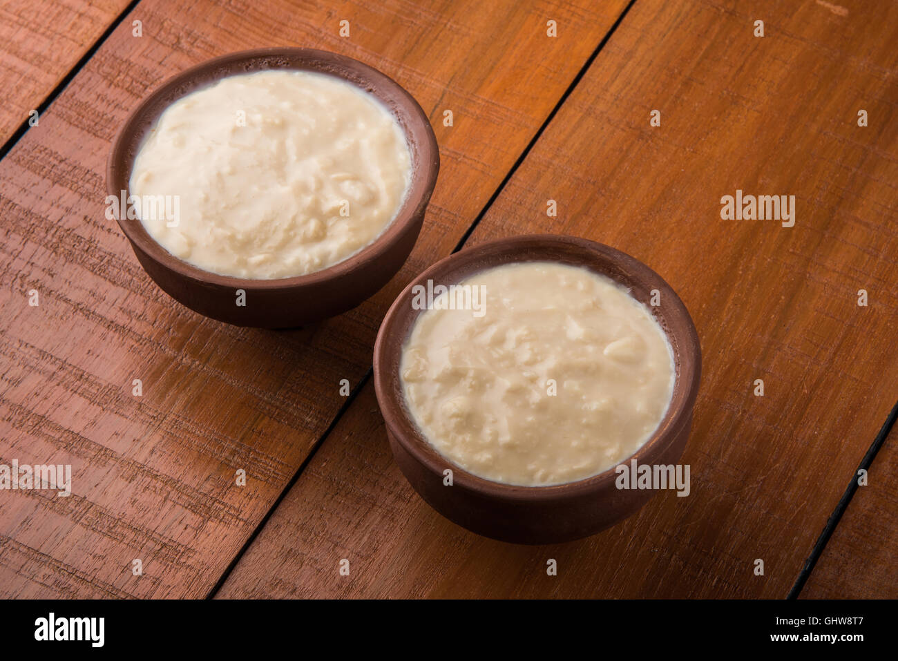 Mishti Doi or Mishti Dahi or Mitha Dahi translate as sweet dahi or ...
