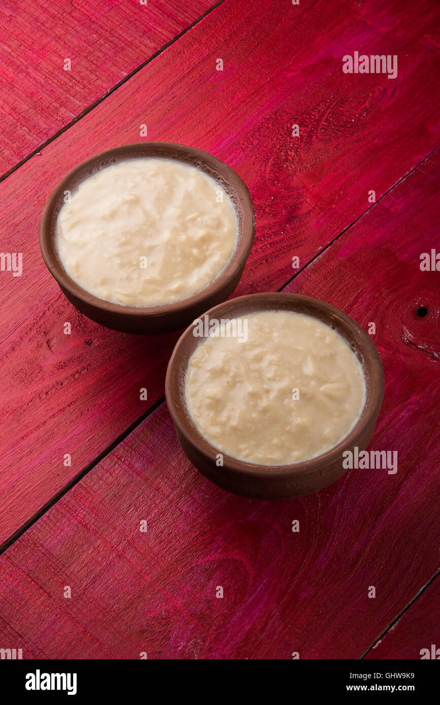 Mishti Doi or Mishti Dahi or Mitha Dahi translate as sweet dahi or ...