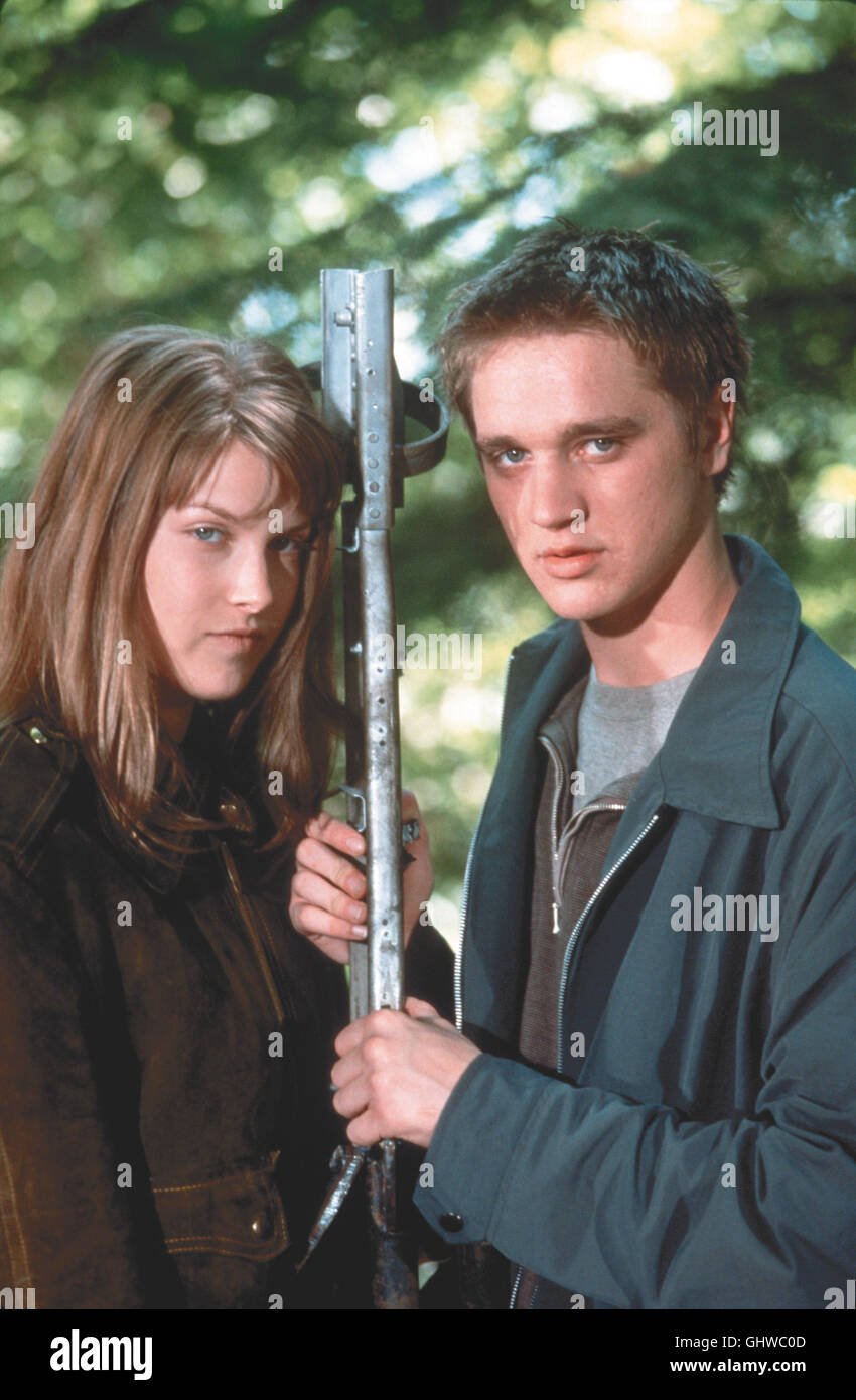 FINAL DESTINATION ALI LARTER als Clear, DEVON SAWA als Alex Regie ...