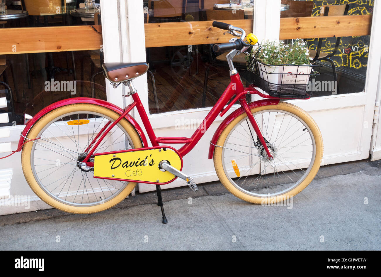St marks place east village hi-res stock photography and images - Alamy
