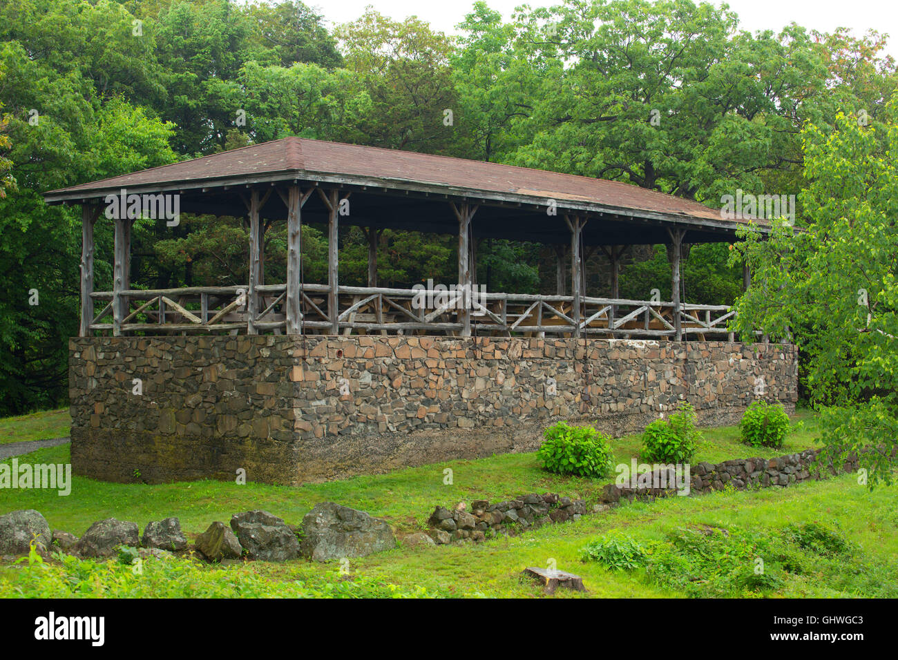Picnic shelter at Heublein Tower, Talcott Mountain State Park ...