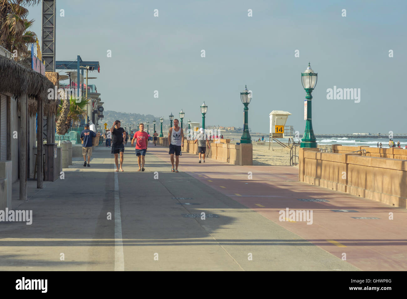 Summer boardwalk hi-res stock photography and images - Alamy