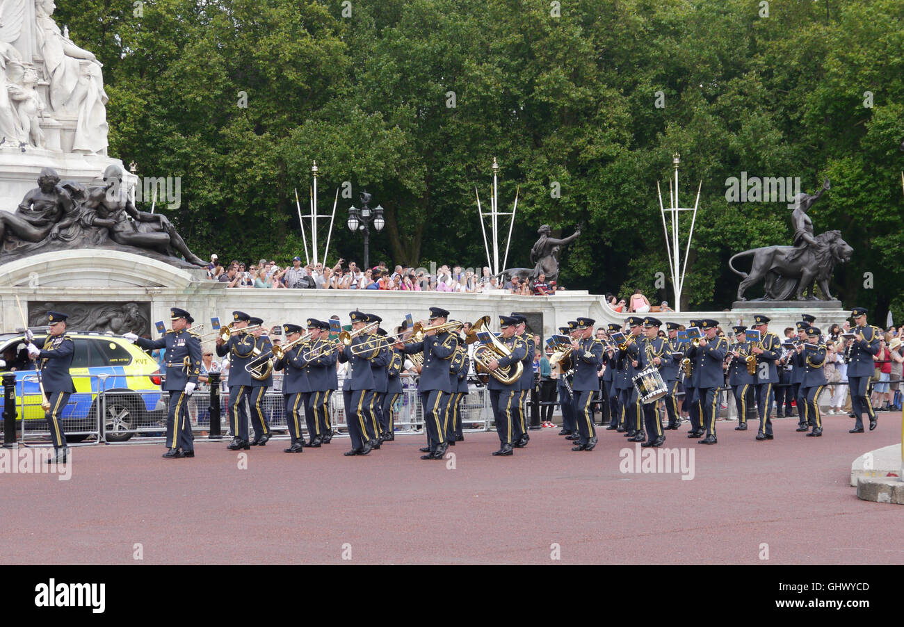 Raf band hi-res stock photography and images - Alamy