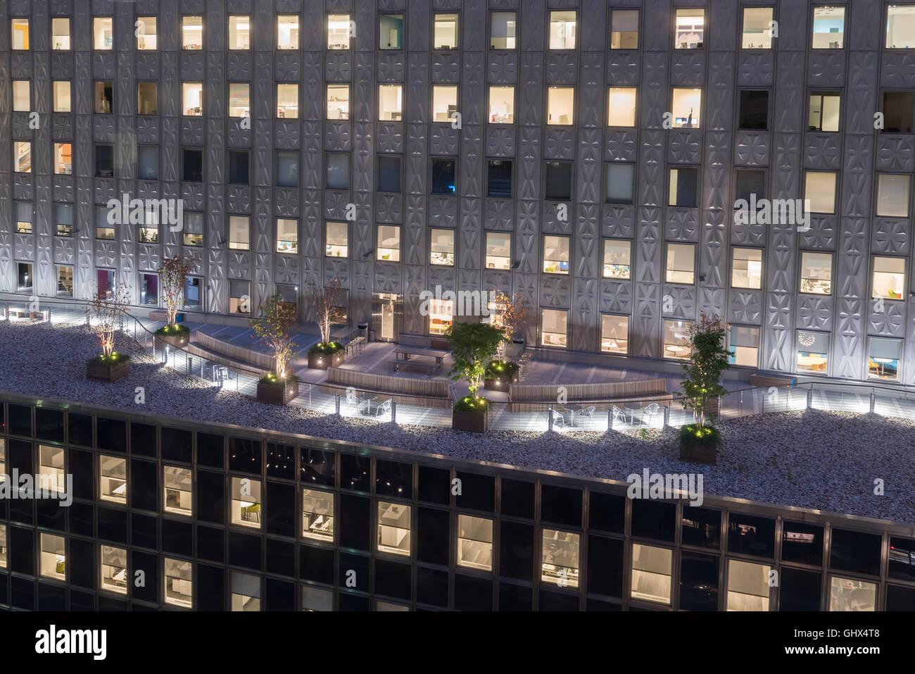 Socony-Mobil Building in midtown Manhattan in New York City Stock Photo ...