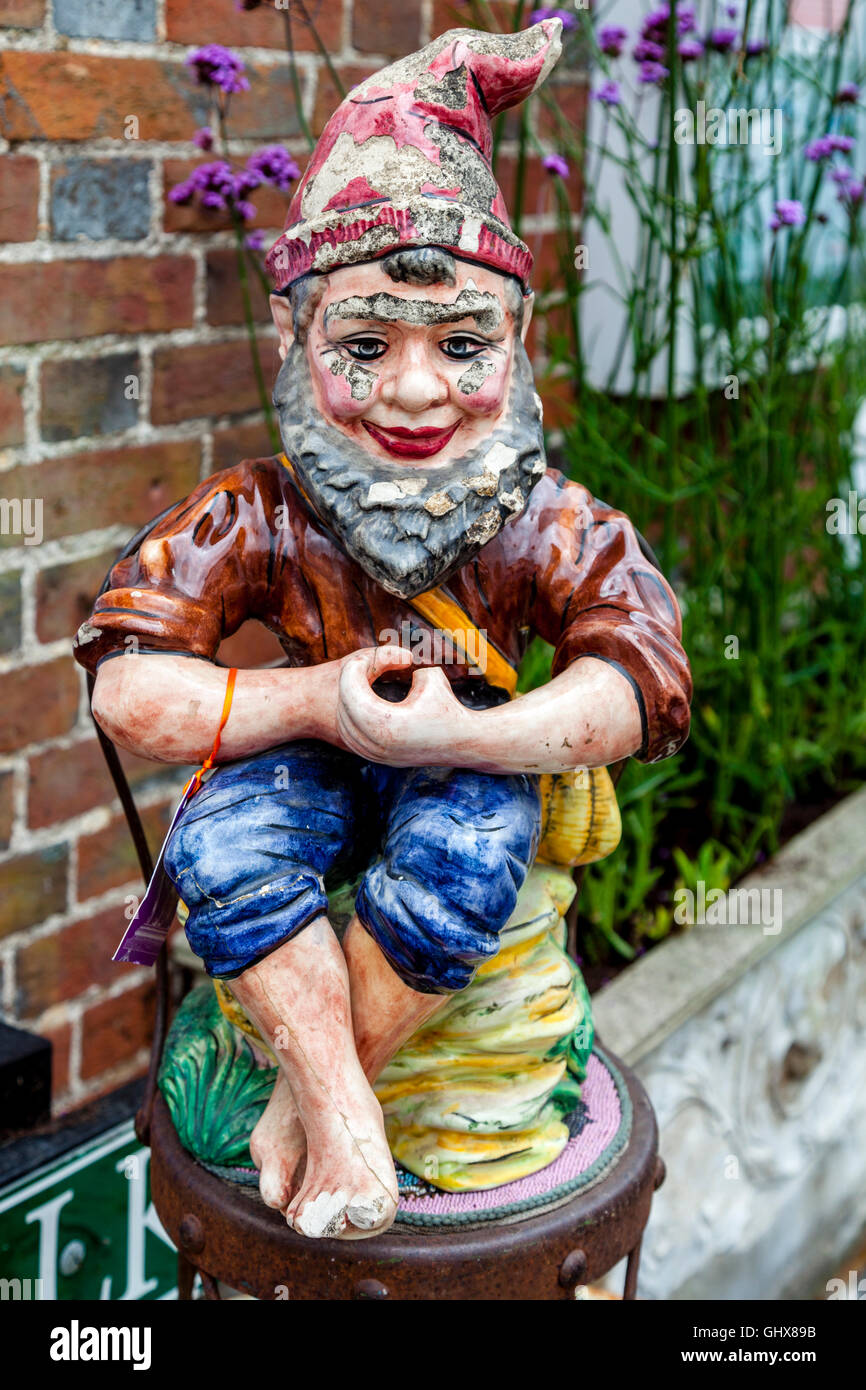 Garden gnome village hi-res stock photography and images - Alamy