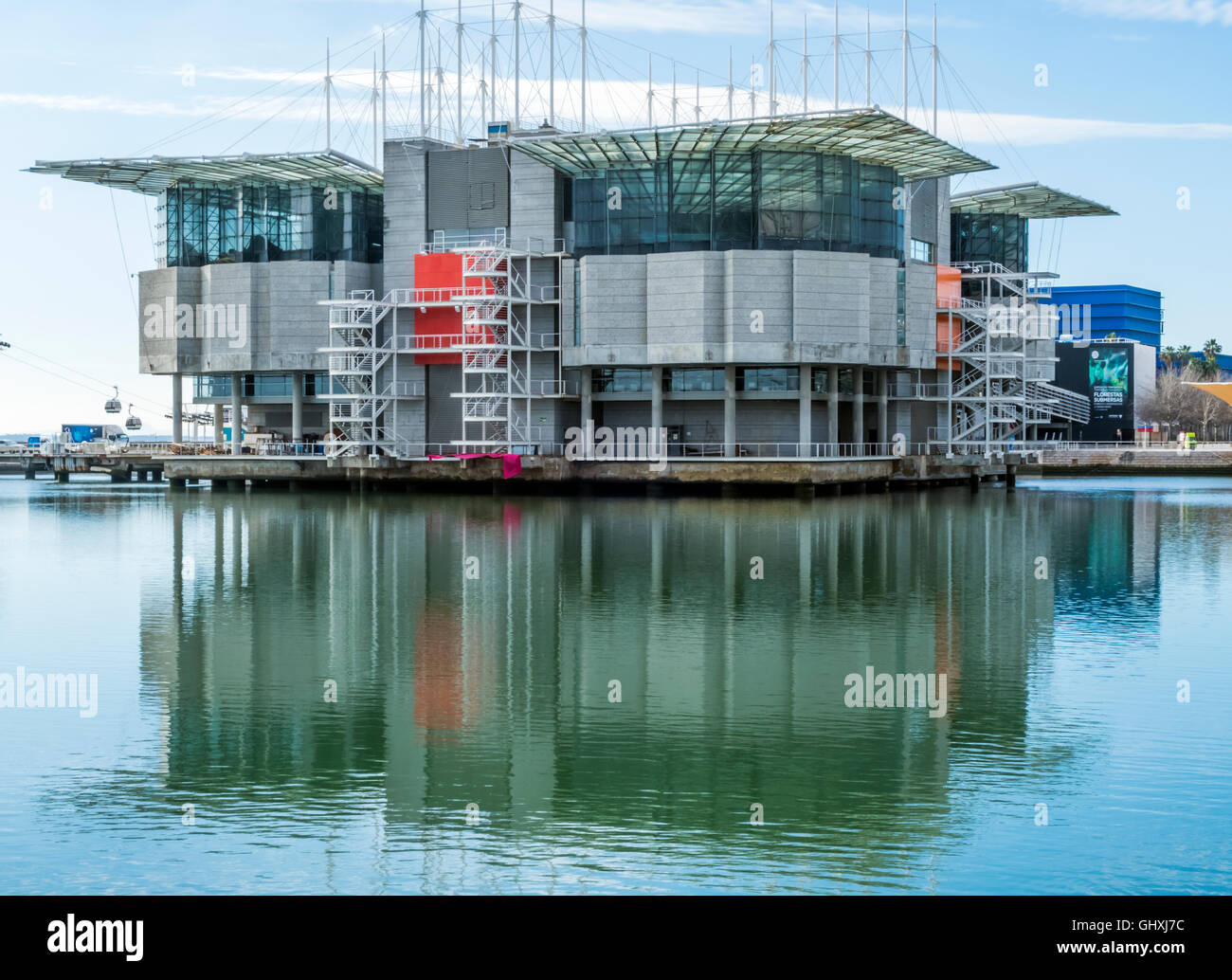 Oceanarium lisboa hi-res stock photography and images - Alamy