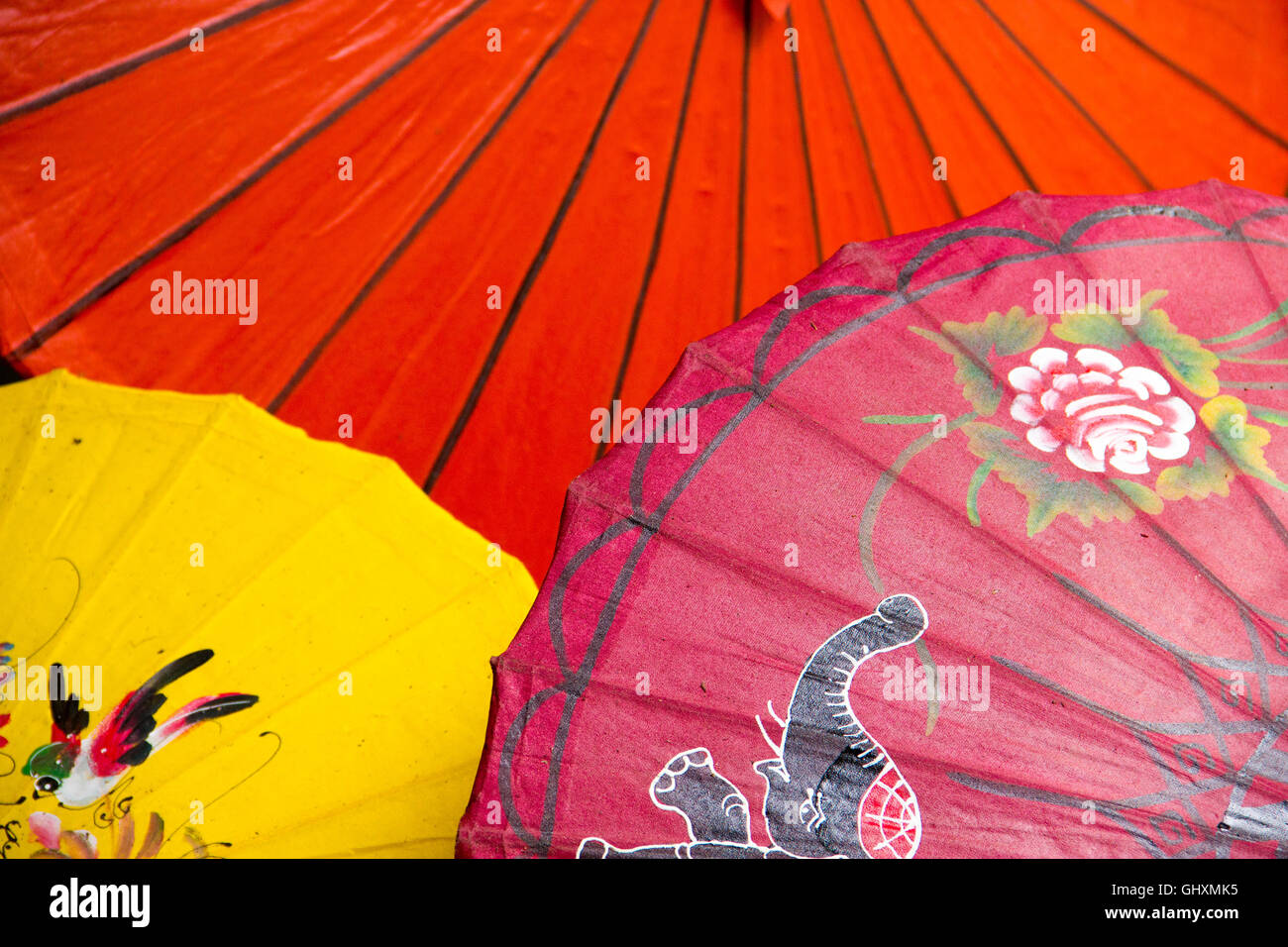 Hand painted circles hi-res stock photography and images - Alamy