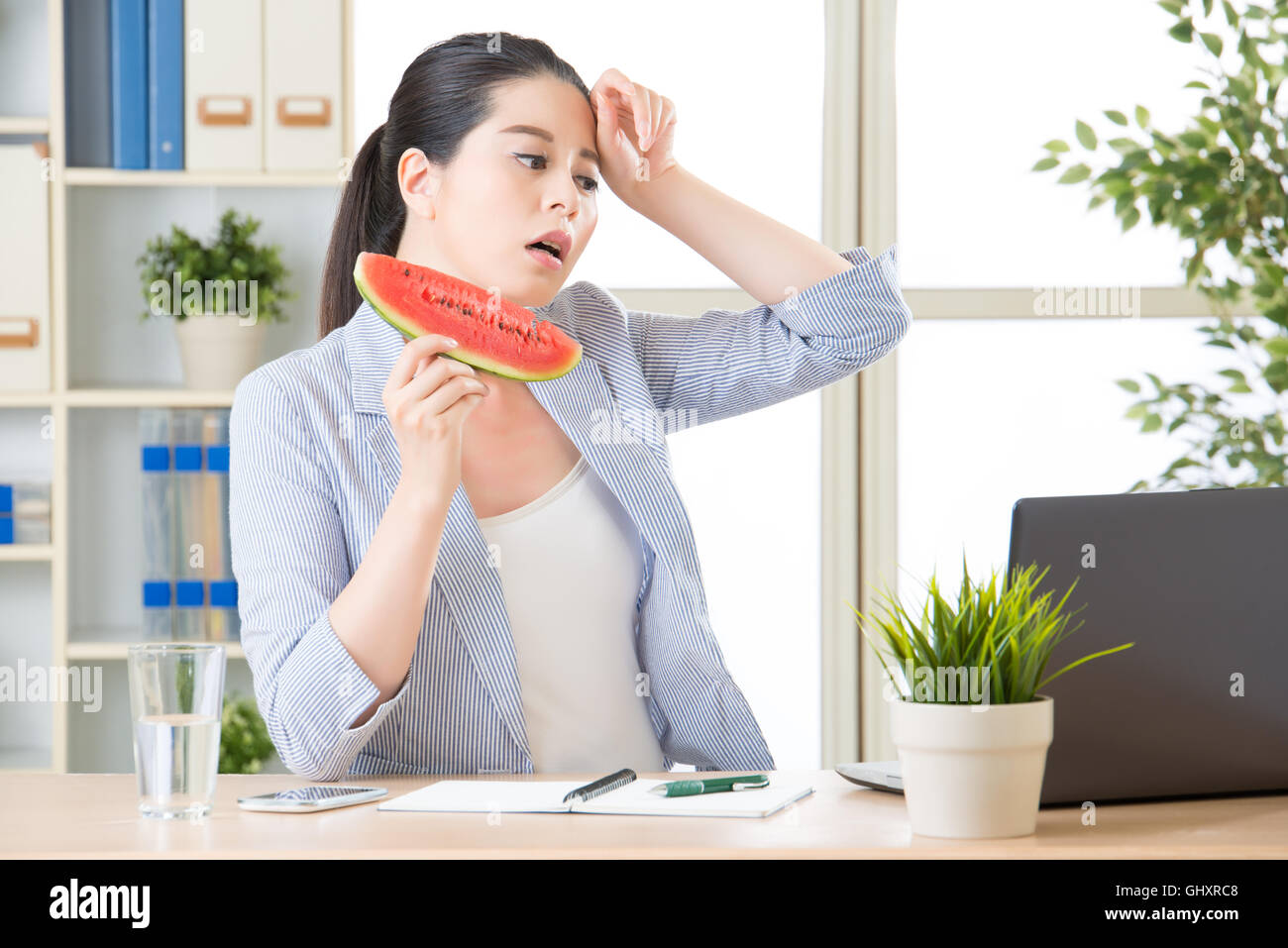 Sweating office hi-res stock photography and images - Alamy