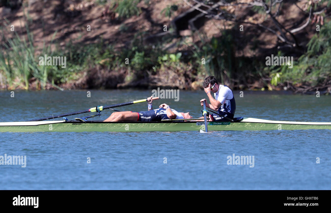Great Britain's Stewart Innes and Alan Sinclair during the Men's Pairs ...