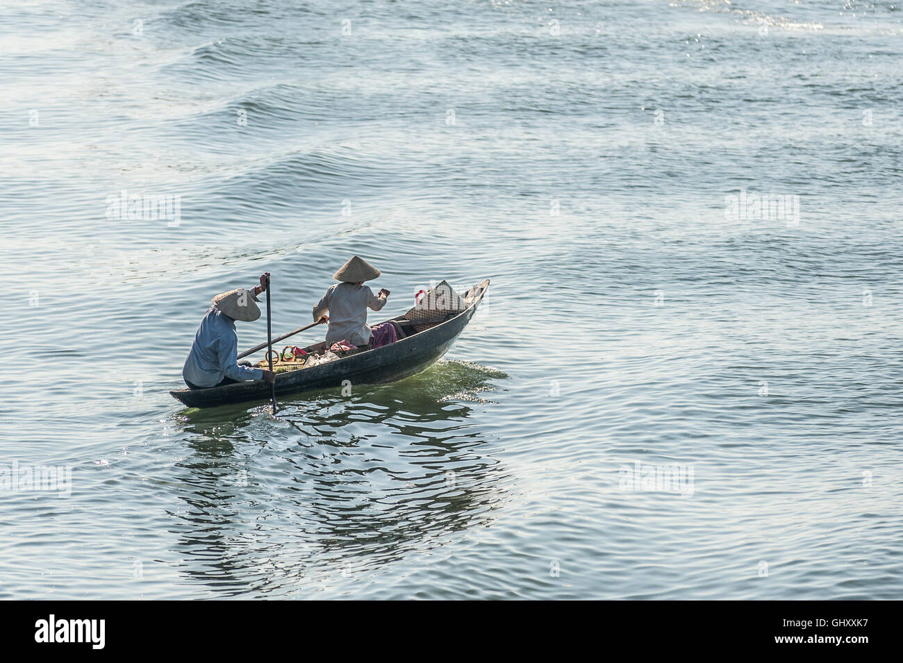 Asian rowing boat hi-res stock photography and images - Alamy