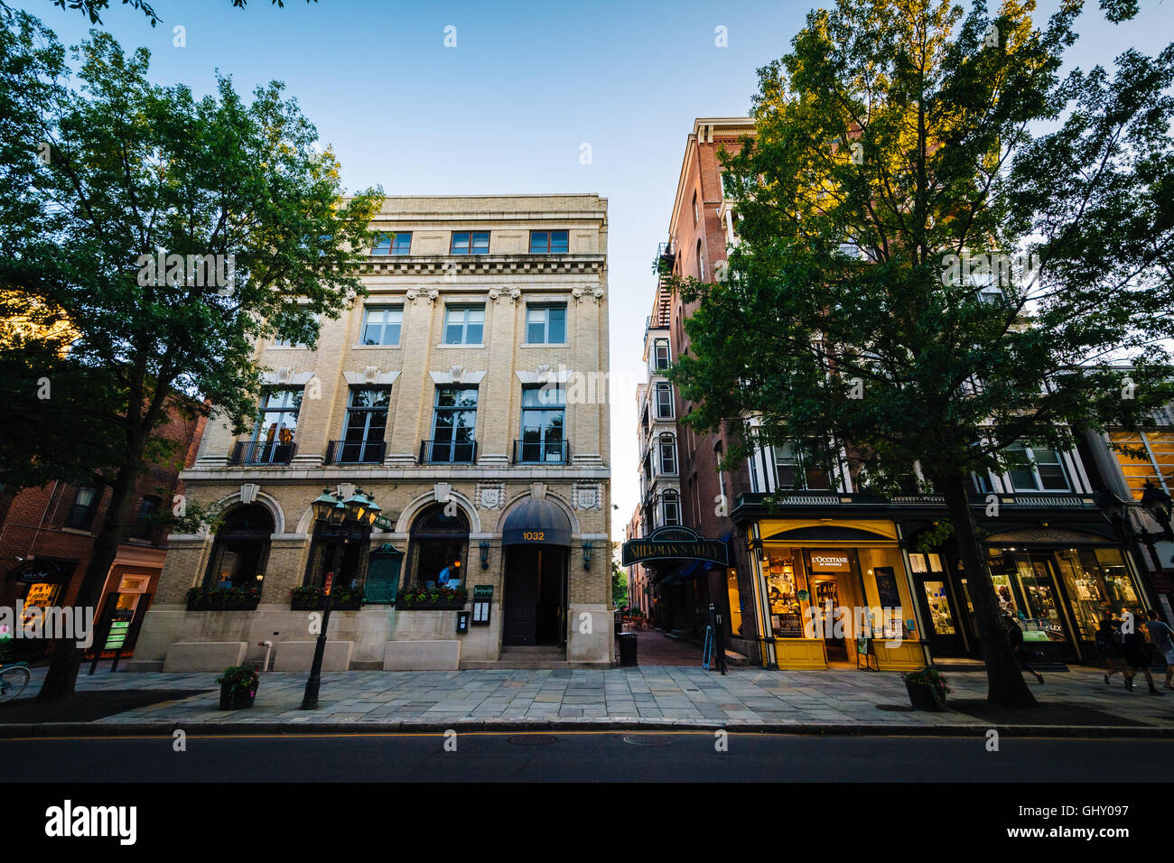 Buildings on Chapel Street, in downtown New Haven, Connecticut Stock ...