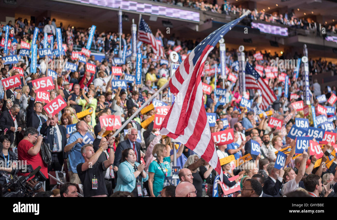 Democratic convention delegates hi-res stock photography and images - Alamy