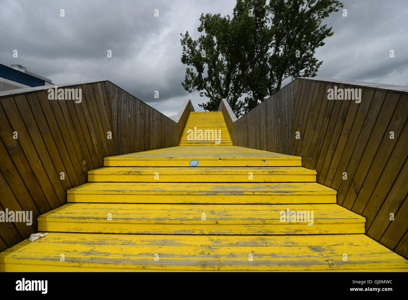 The yellow crowdfunded pedestrian bridge in Rotterdam Stock Photo - Alamy
