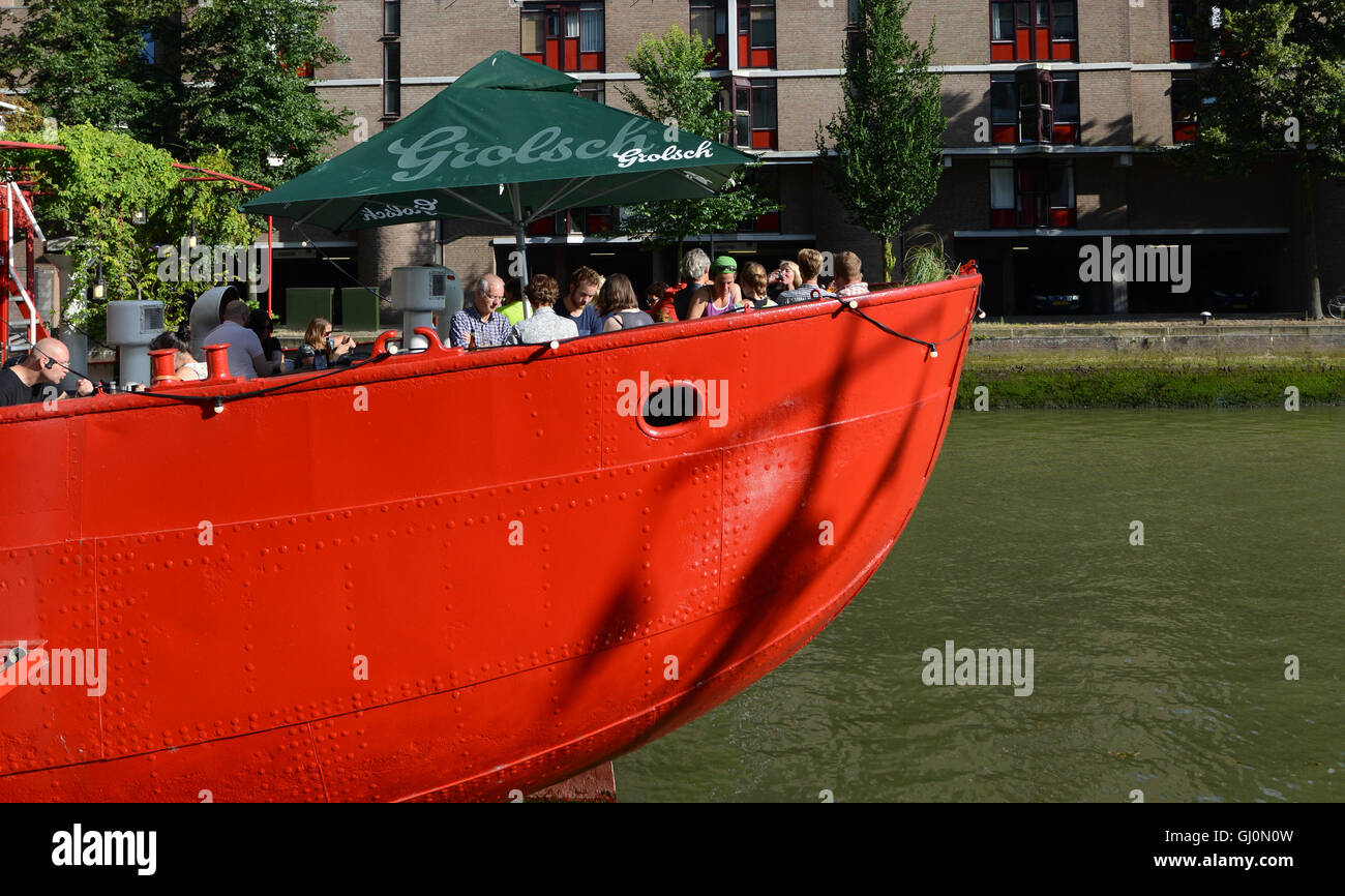 The Vessel 11 rock pub & restaurant in Rotterdam Stock Photo - Alamy
