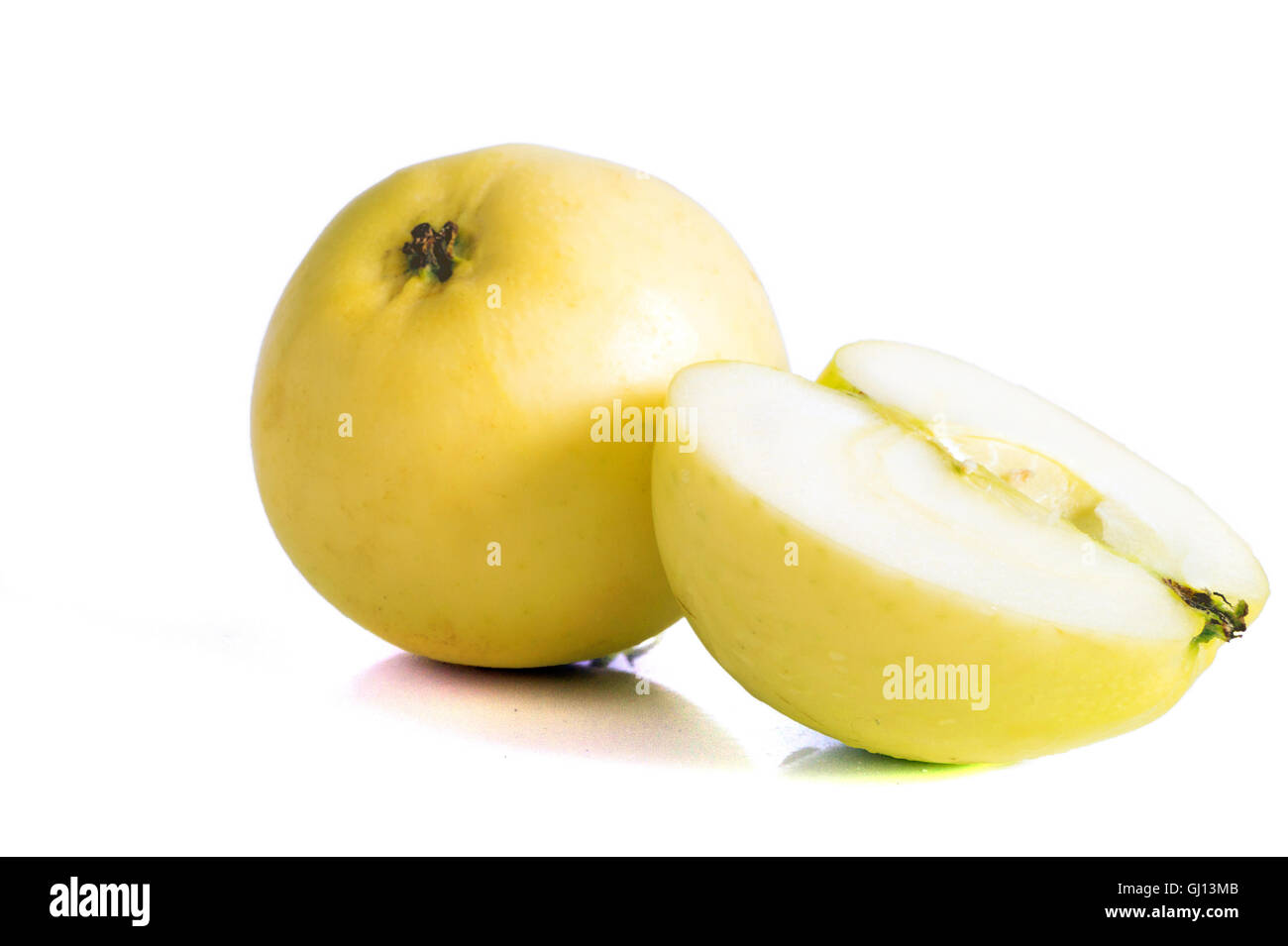 Golden delicious apple isolated on white Stock Photo - Alamy