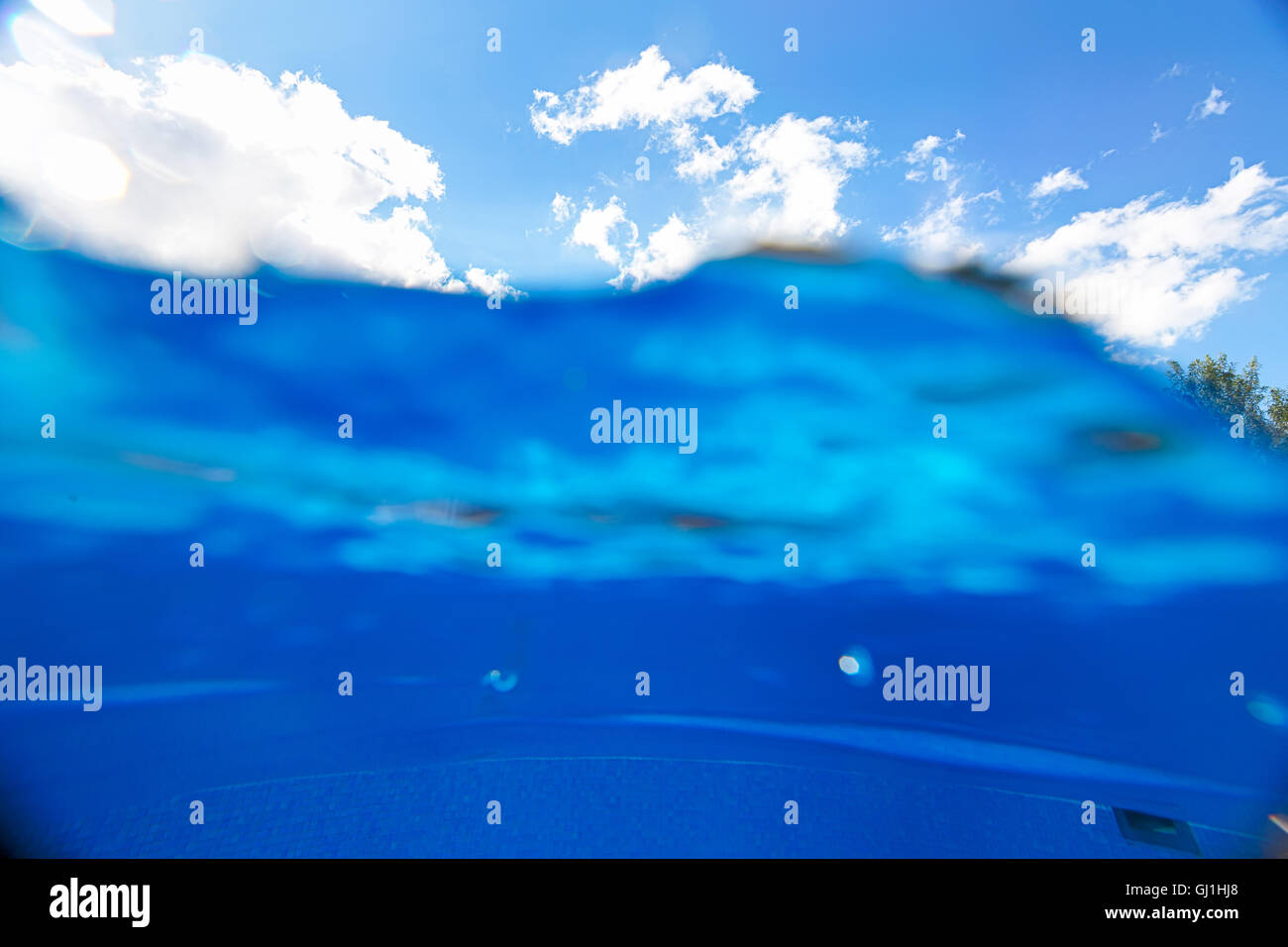 Pool underwater vacation view hi-res stock photography and images - Alamy