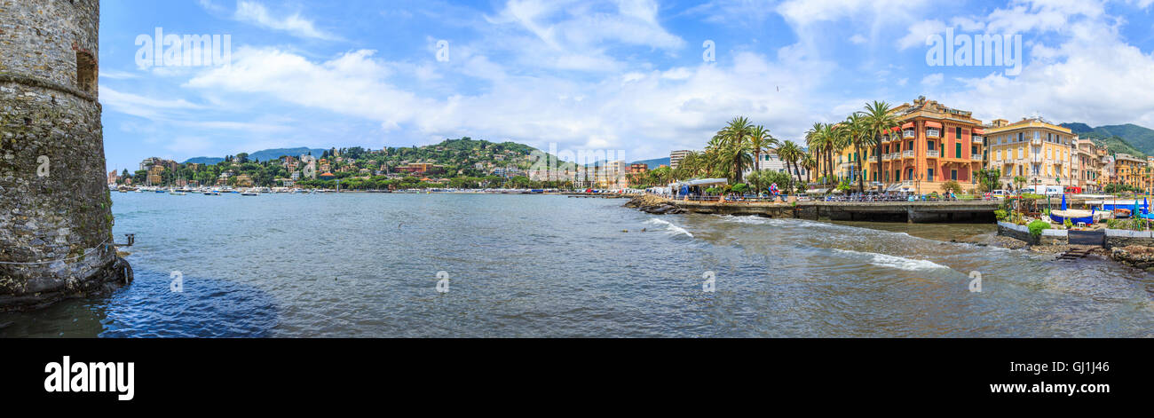 Old town of rapallo at the ligurian coast hi-res stock photography and ...