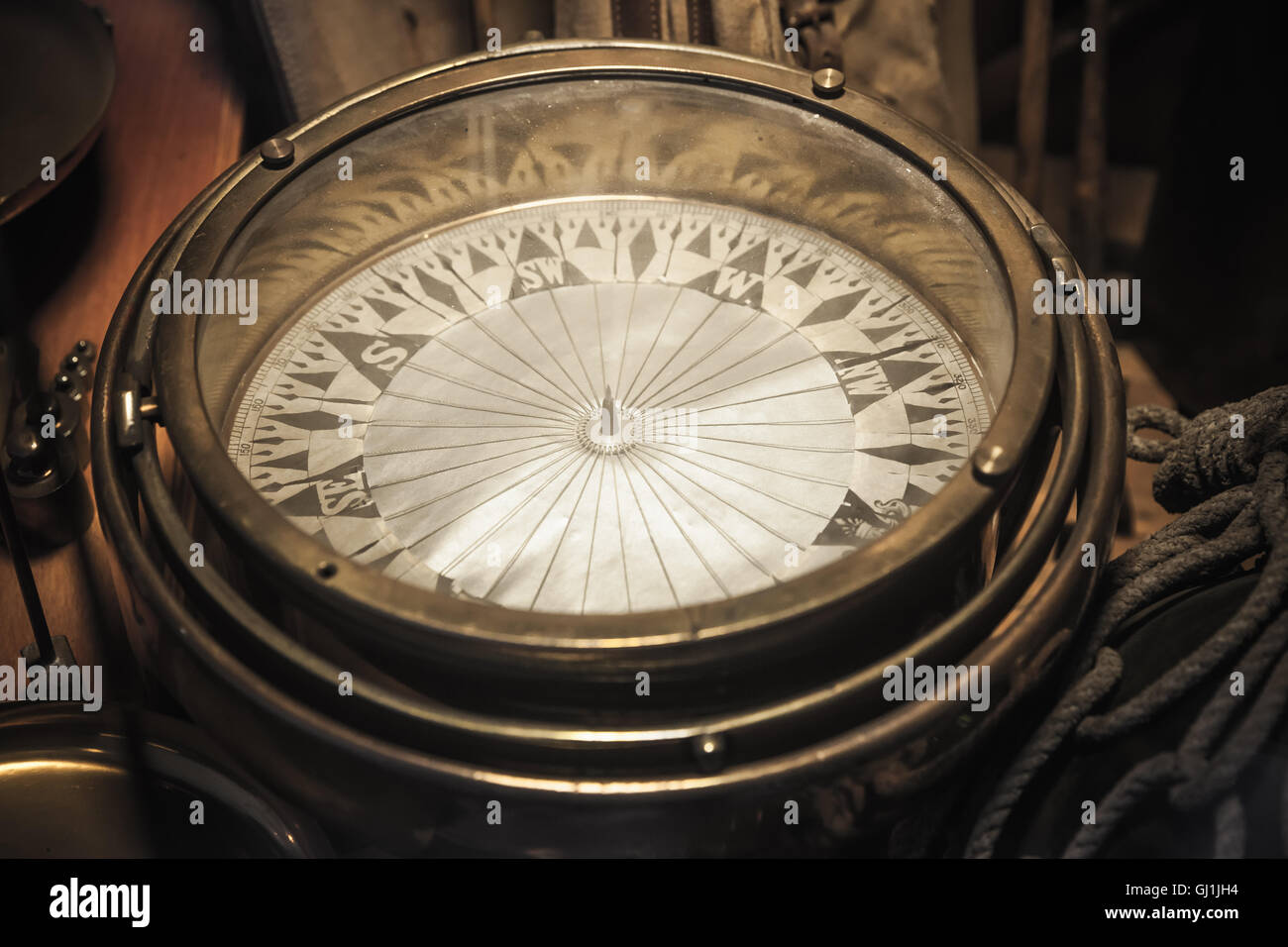 Nautical compass hi-res stock photography and images - Alamy