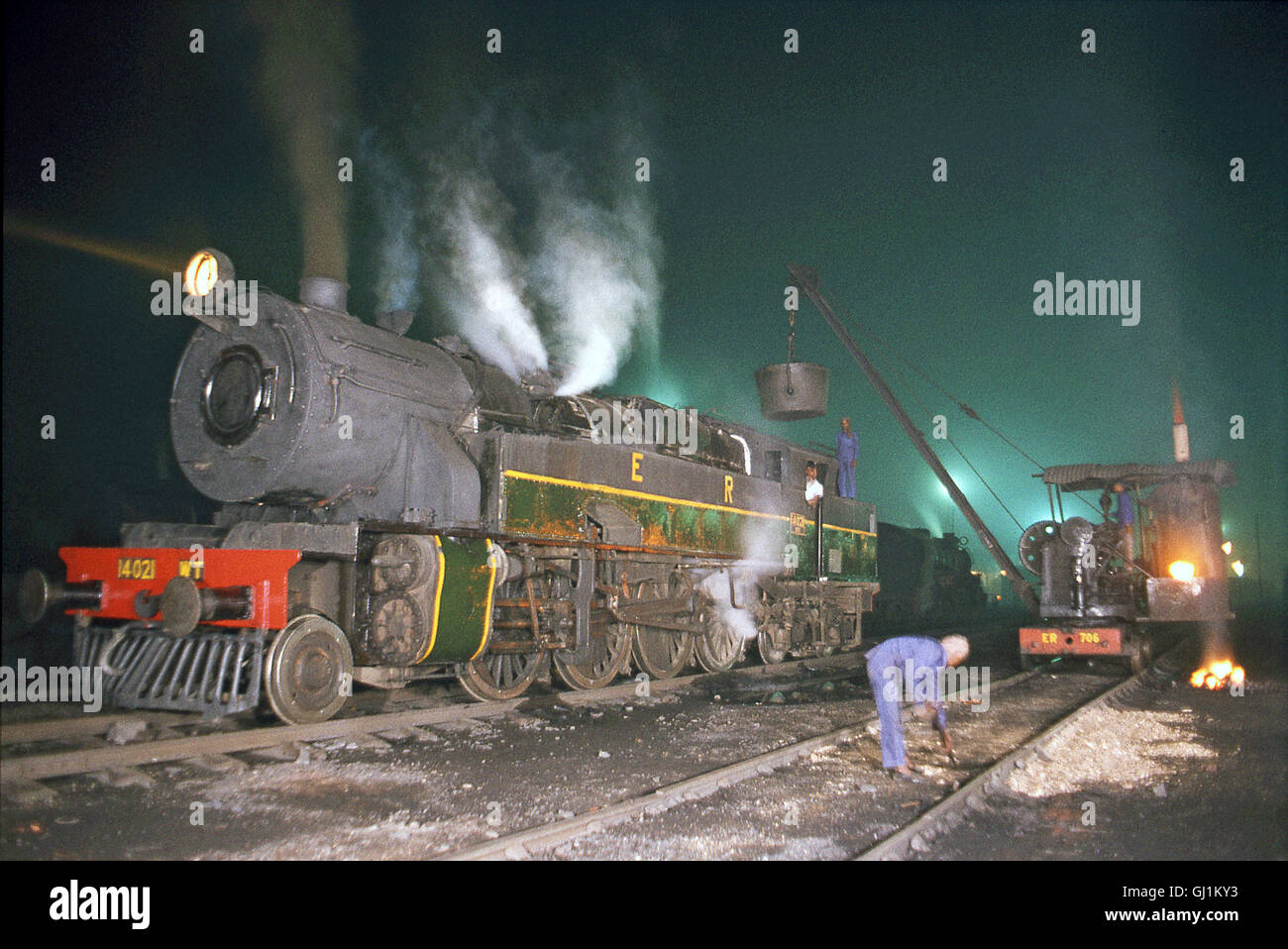 Steam train buffers steam railway hi-res stock photography and images ...