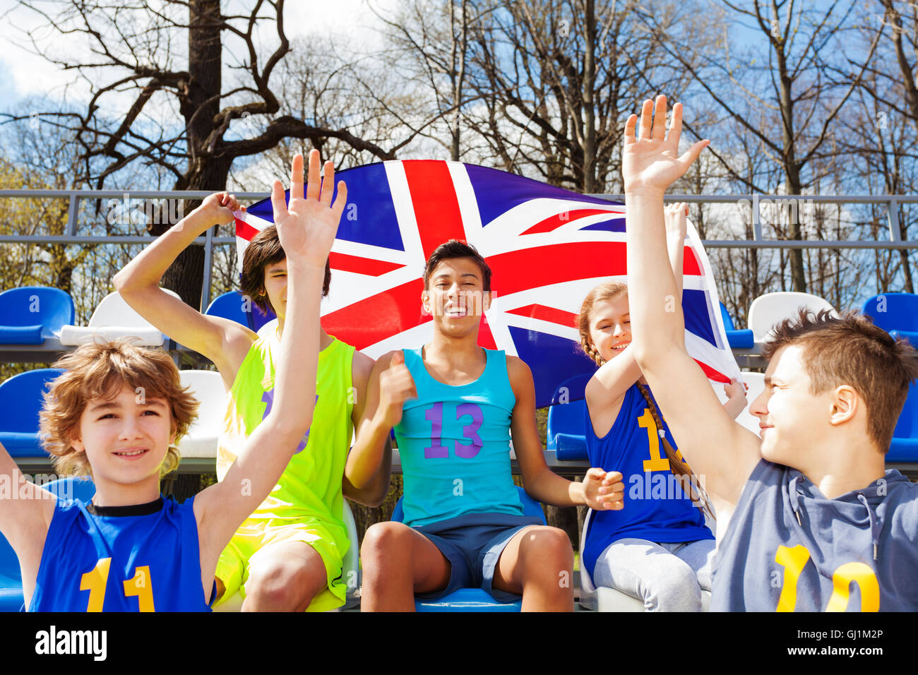 British fans celebrating stadium hi-res stock photography and images ...