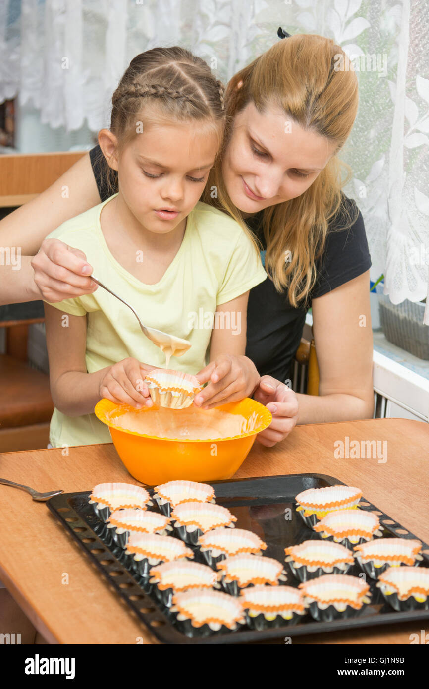 Mother mold hi-res stock photography and images - Alamy