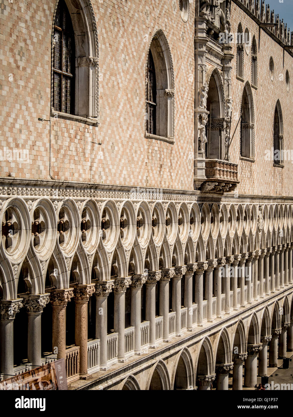 Gothic arches arched windows hi-res stock photography and images - Alamy