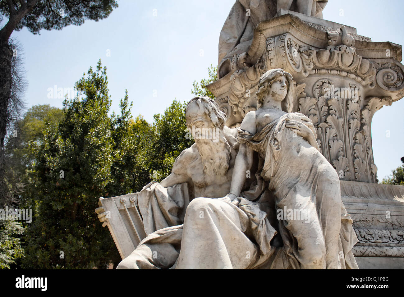 Goethe statue at Borghese garden in Rome Stock Photo - Alamy