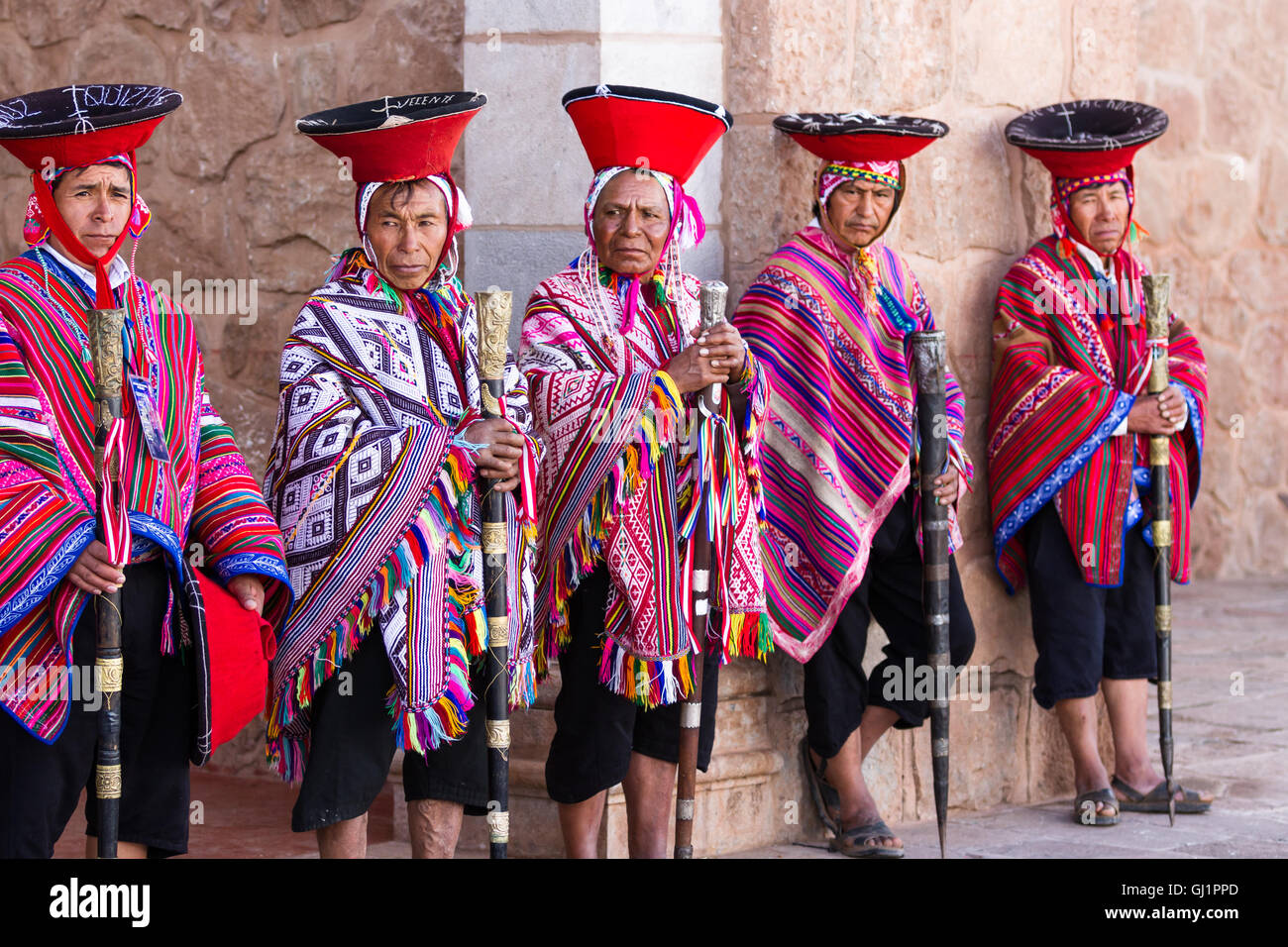 Quechua elders hi-res stock photography and images - Alamy
