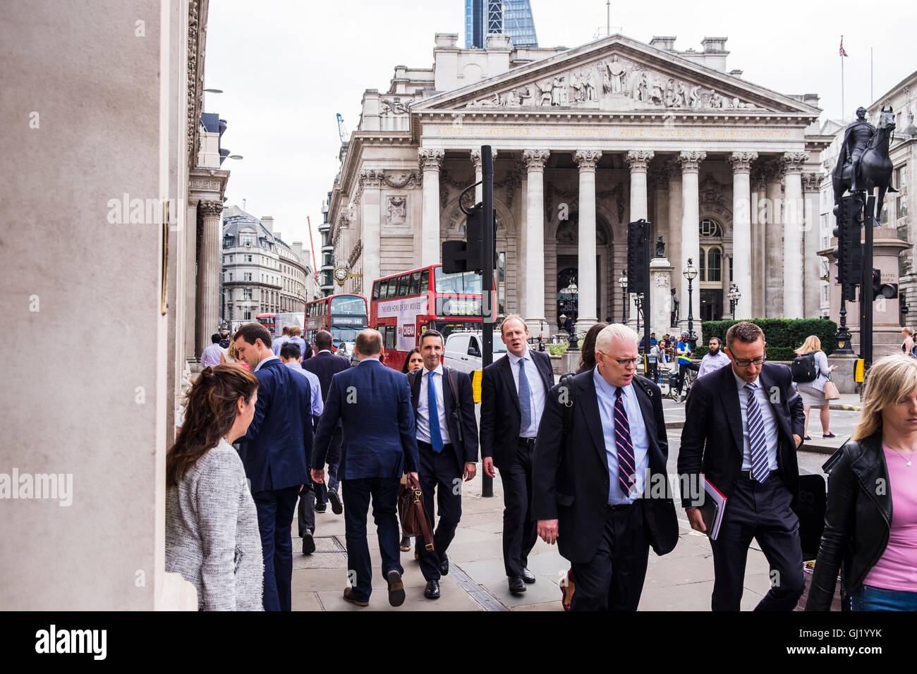 Street scene, Threadneedle Street, City of London, England, U.K Stock ...